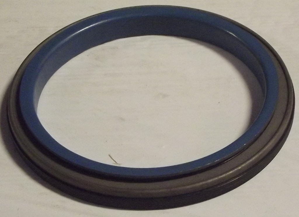 Crankshaft Seal New Detroit Diesel 60 Series Diesel Front Seal / sleeve ...